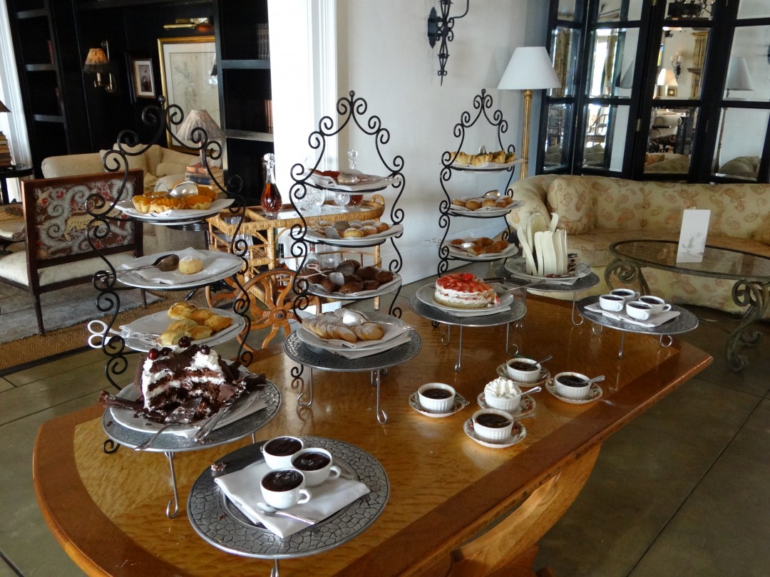 Sunset, Safari & High Tea at The Royal Livingstone - Helen in Wonderlust