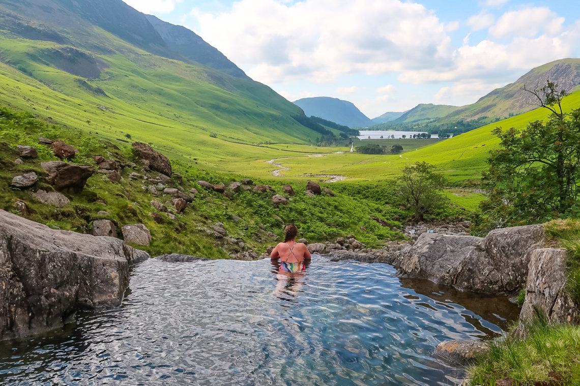 Fleetwith Pike & the Buttermere Infinity Pool - Helen in Wonderlust
